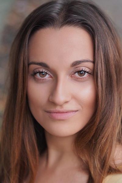 Becca Hirani - About - Entertainment.ie