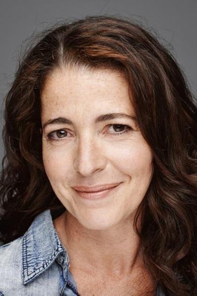Nora Navas - About - Entertainment.ie