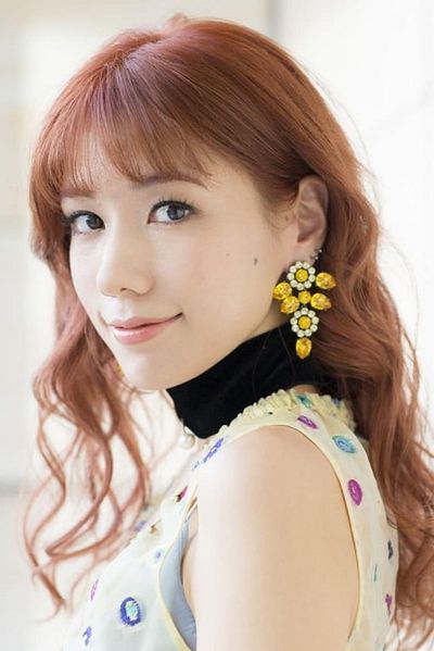 Riisa Naka About Entertainmentie