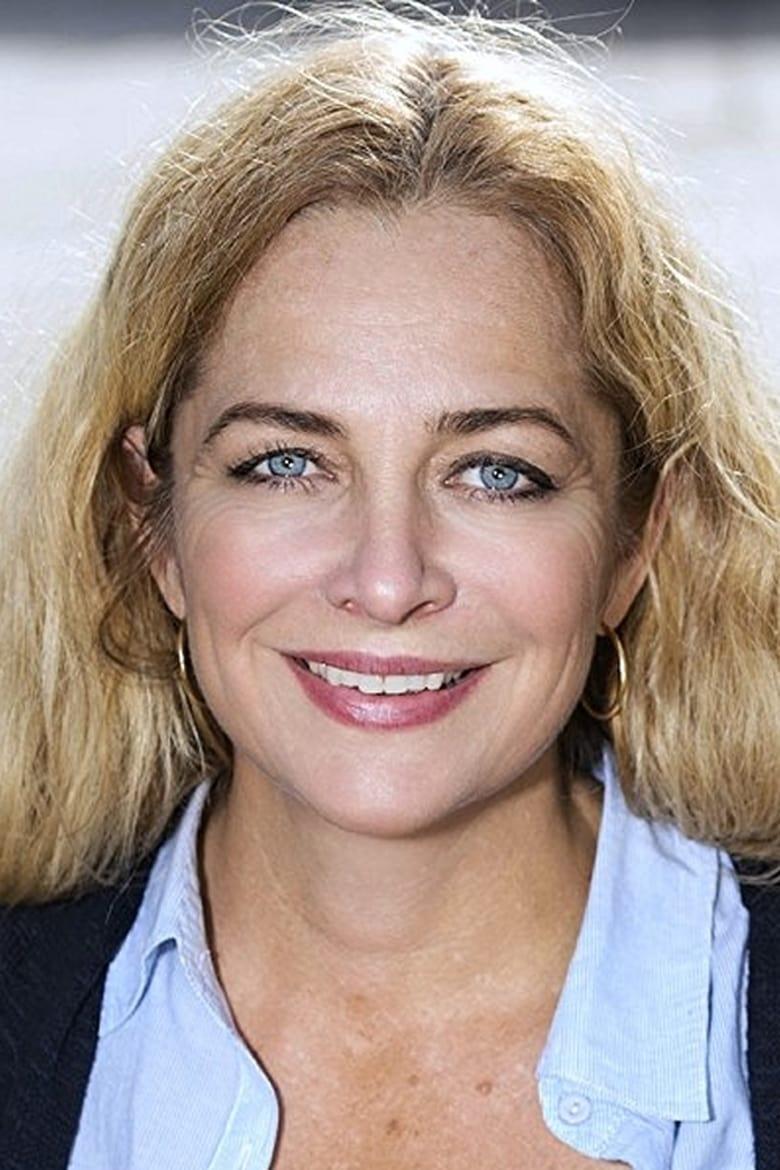 Lia Boysen - About - Entertainment.ie