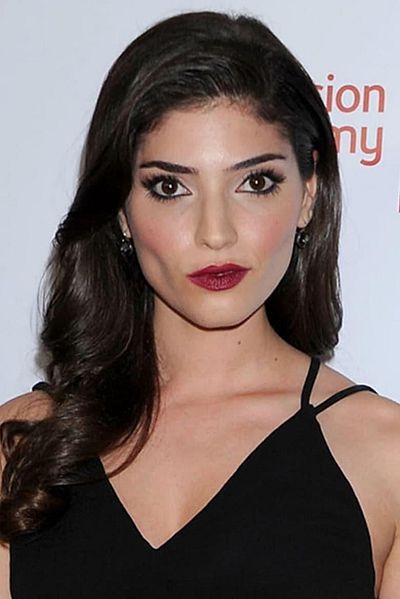 Amanda Setton - About - Entertainment.ie