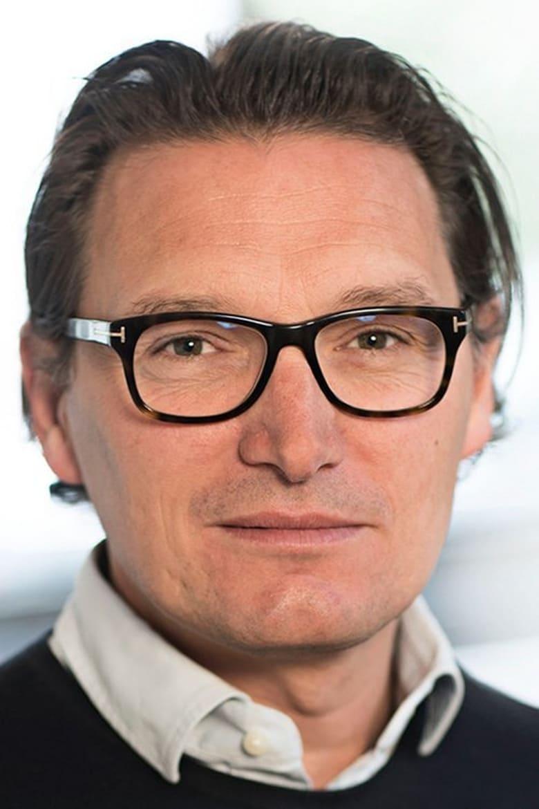 Jonas Allen - About - Entertainment.ie