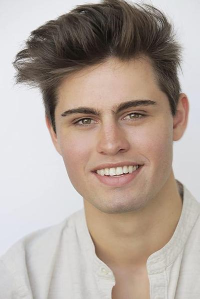 Carson McCalley - About - Entertainment.ie