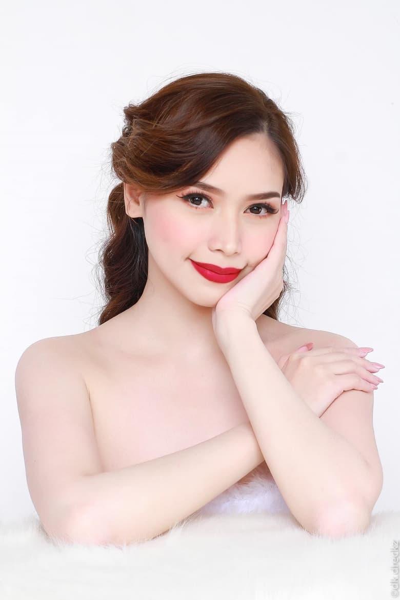 Apple Dy - About - Entertainment.ie