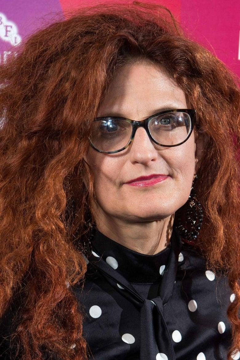 Madeleine Molyneaux - About - Entertainment.ie