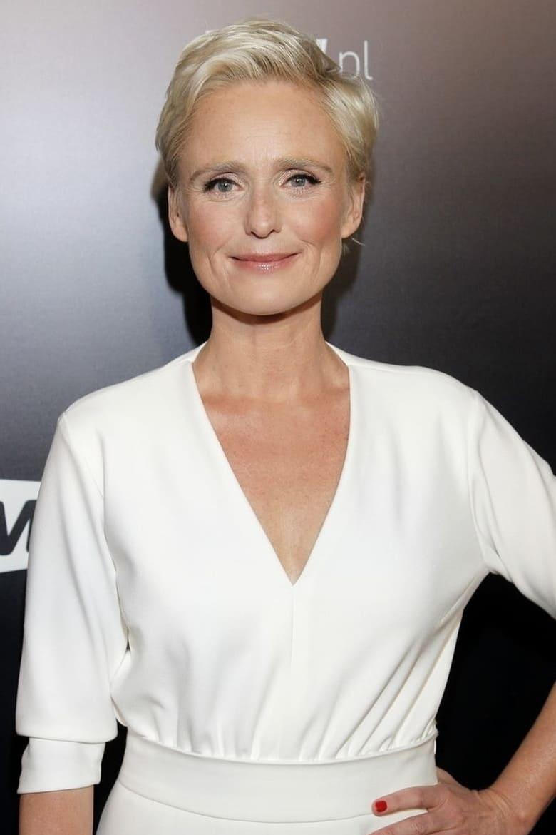 Kinga Preis - About - Entertainment.ie