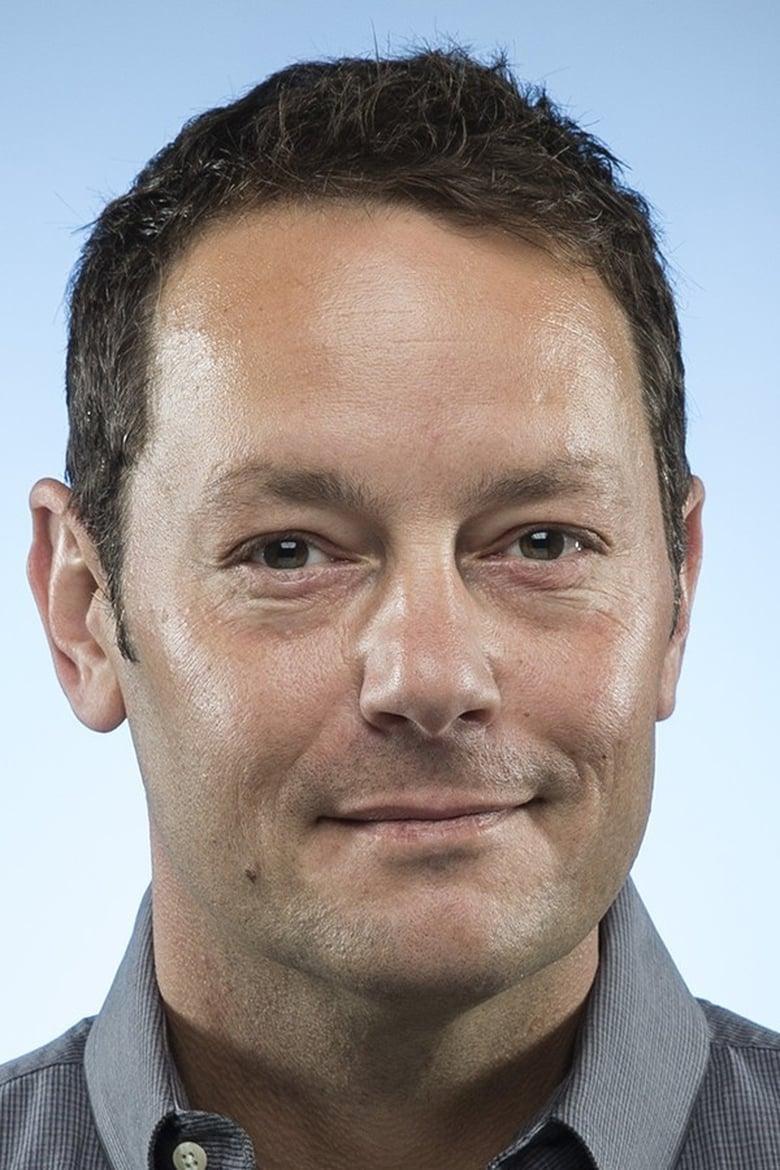 Scott Gold - About - Entertainment.ie