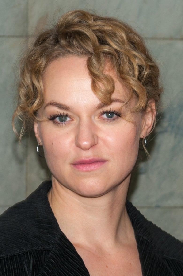 Lisa Wagner - About - Entertainment.ie