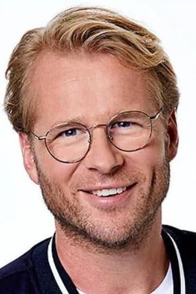 Leo Alkemade - About - Entertainment.ie