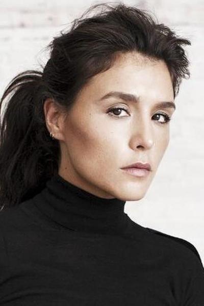 Jessie Ware - About - Entertainment.ie