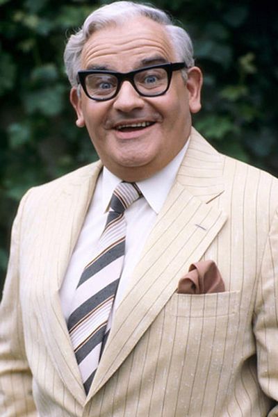 Ronnie Barker - About - Entertainment.ie