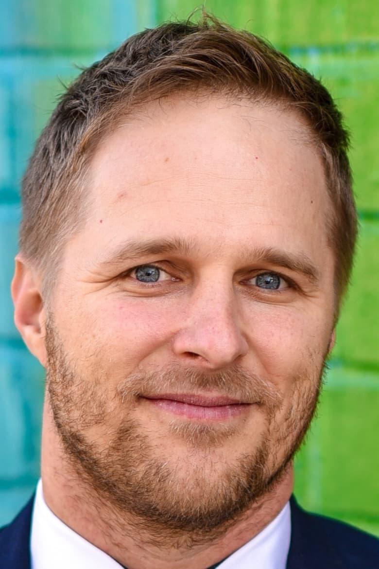 Maclain Nelson - About - Entertainment.ie