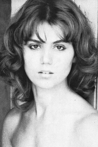 Sarah Crespi - About - Entertainment.ie