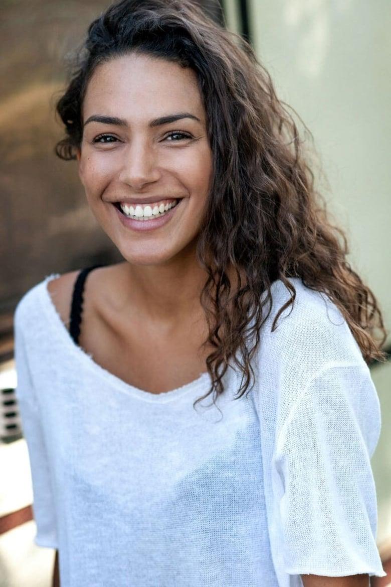 Amy Mußul - About - Entertainment.ie