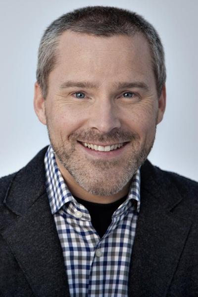 Roger Craig Smith - About - Entertainment.ie