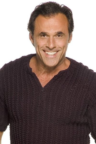 Oscar Magrini - About - Entertainment.ie