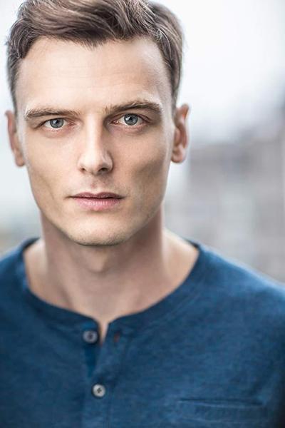 Thomas Nicholson - About - Entertainment.ie