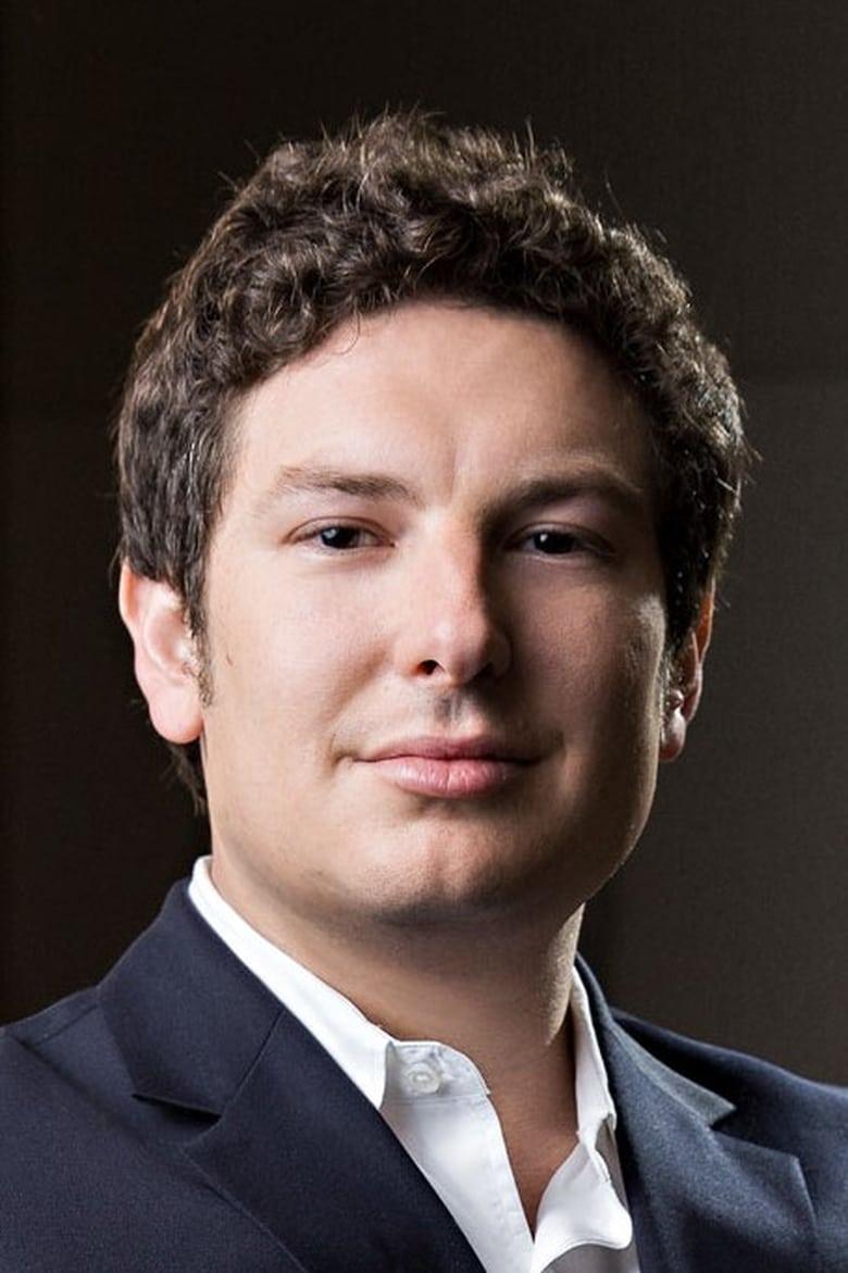 Isaac Klausner - About - Entertainment.ie