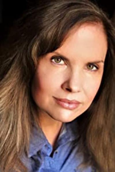 Lisa Arcaro - About - Entertainment.ie