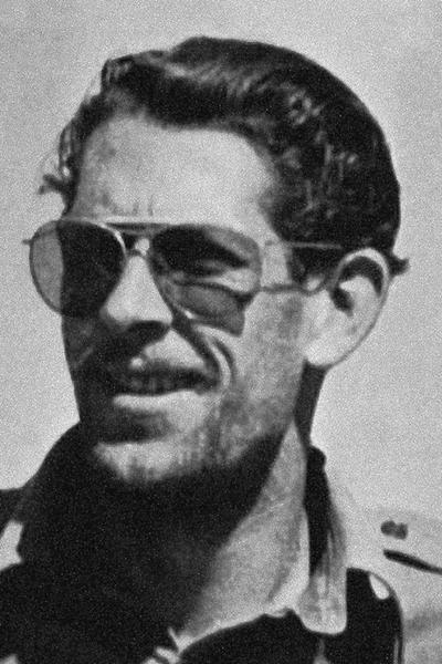 Lee Robinson - About - Entertainment.ie