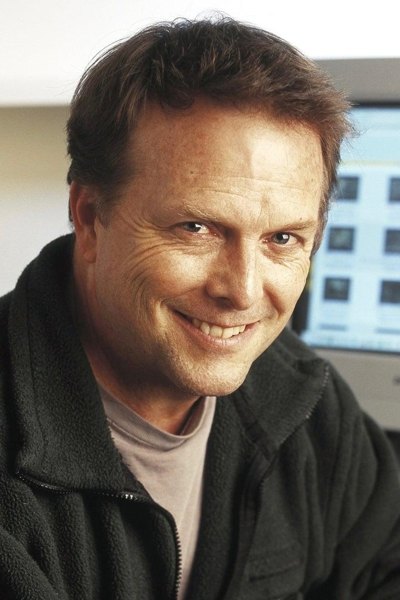 Jules Cook - About - Entertainment.ie