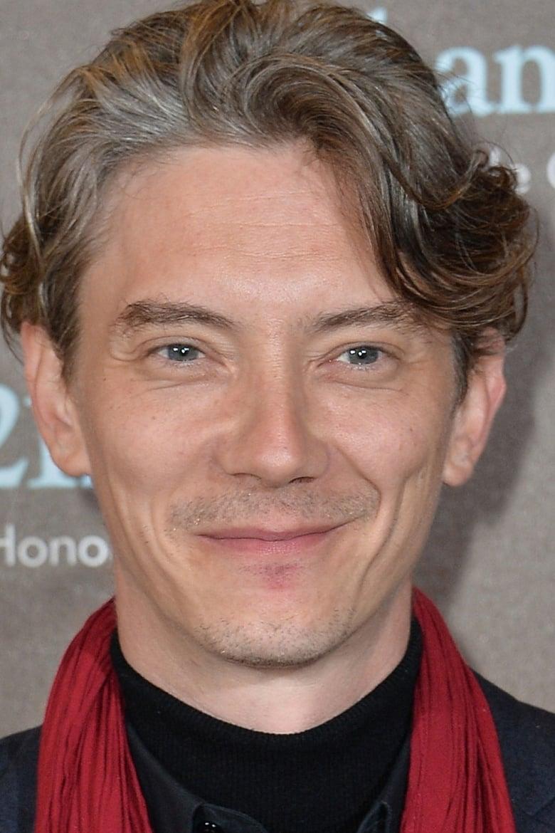 Swann Arlaud - About - Entertainment.ie