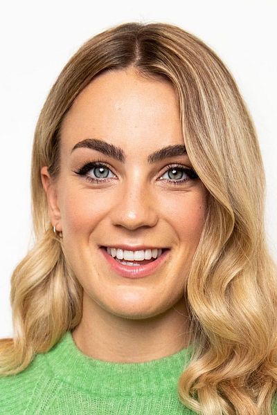 Georgie Barrat - About - Entertainment.ie