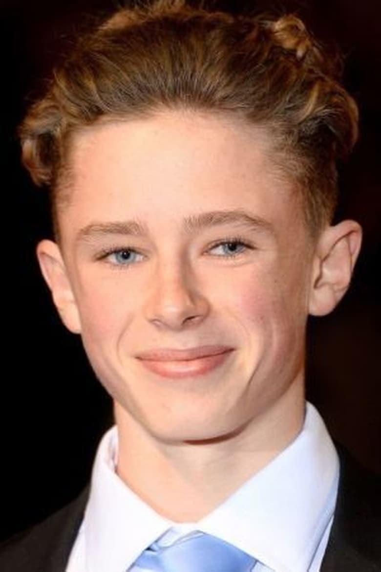 Finn Elliot About Entertainmentie