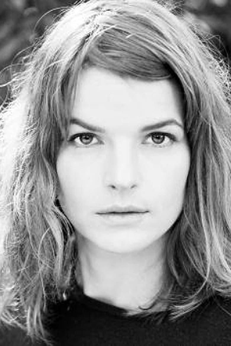 Lisa Jackson - About - Entertainment.ie