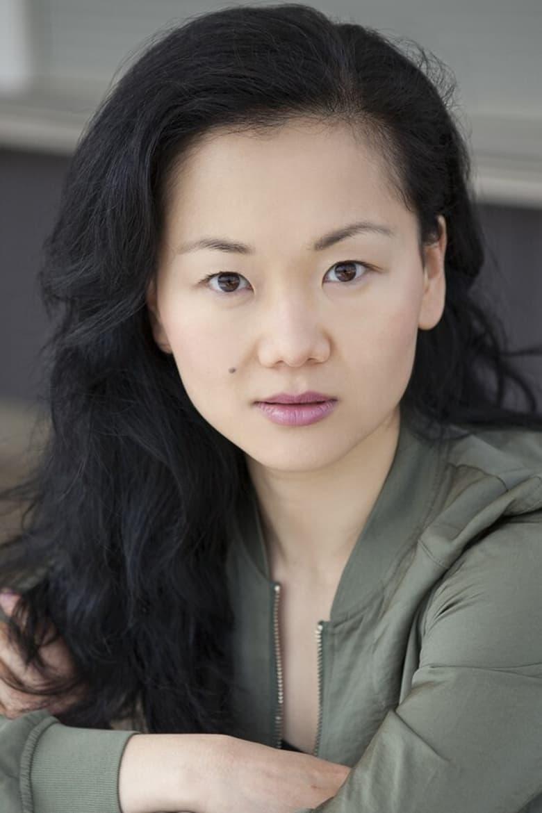 Yvonne Yung Hee About Entertainmentie