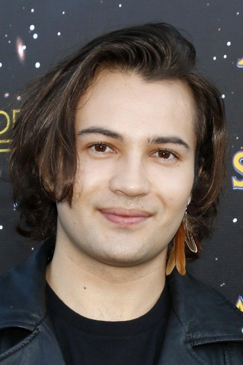 Taylor Gray - About - Entertainment.ie