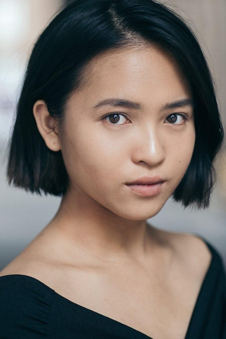 Molly Harris - About - Entertainment.ie