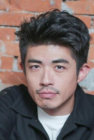 Danny Liang - About - Entertainment.ie