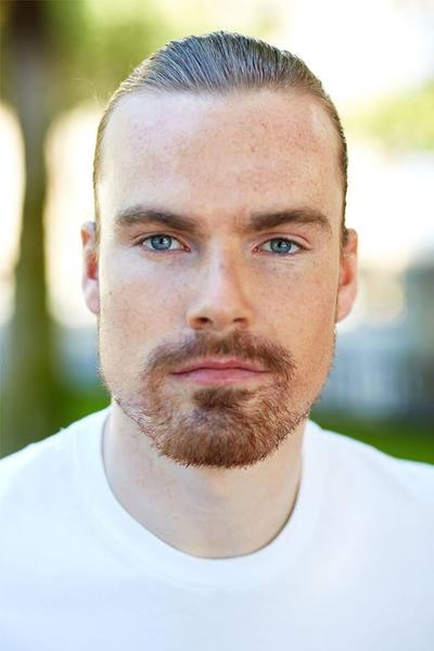 Johnny Byrom - About - Entertainment.ie