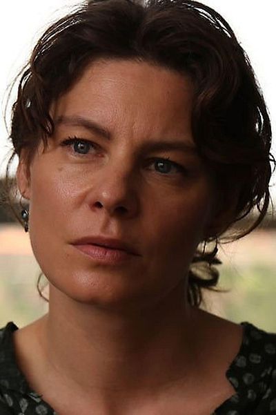 Rifka Lodeizen - About - Entertainment.ie
