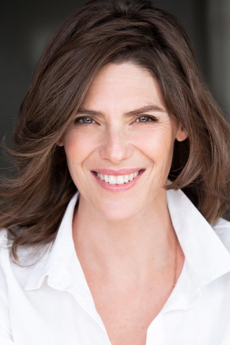 Hélène Florent - About - Entertainment.ie