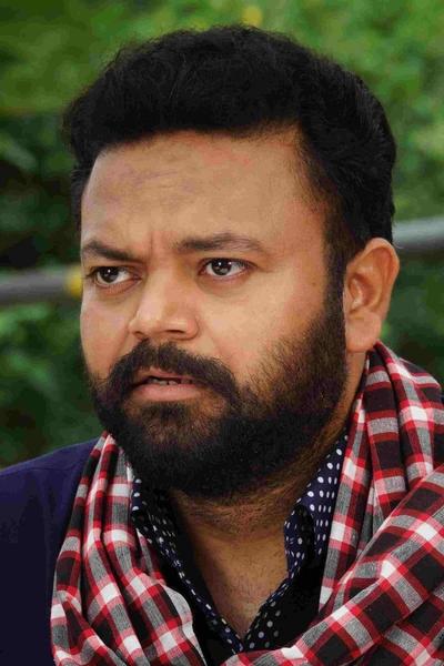 Baninder Bunny - About - Entertainment.ie