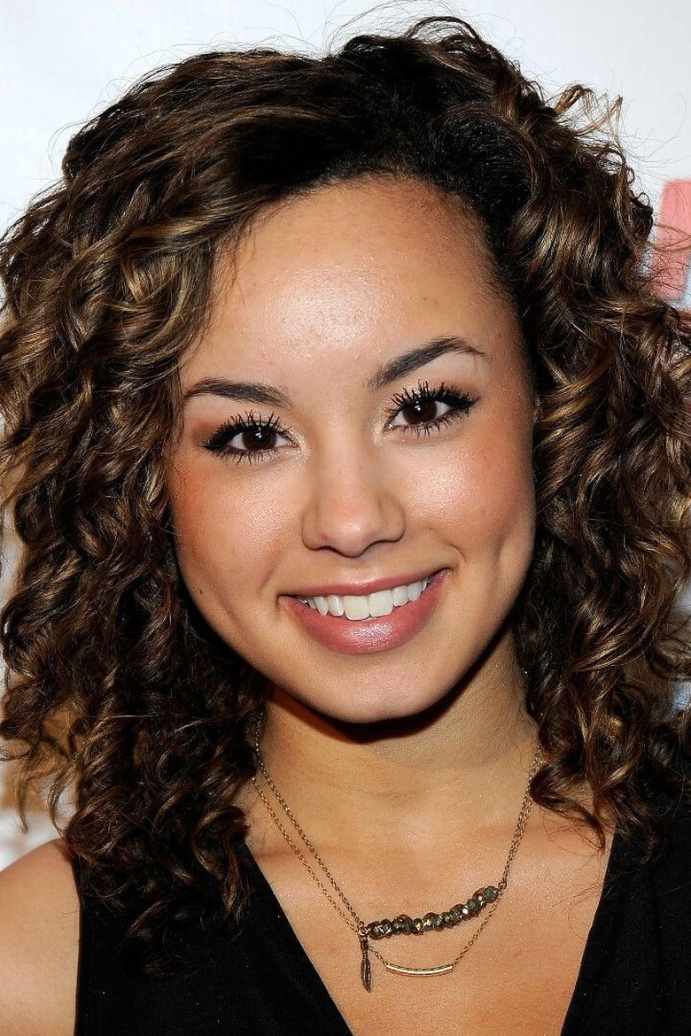 Savannah Jayde - About - Entertainment.ie