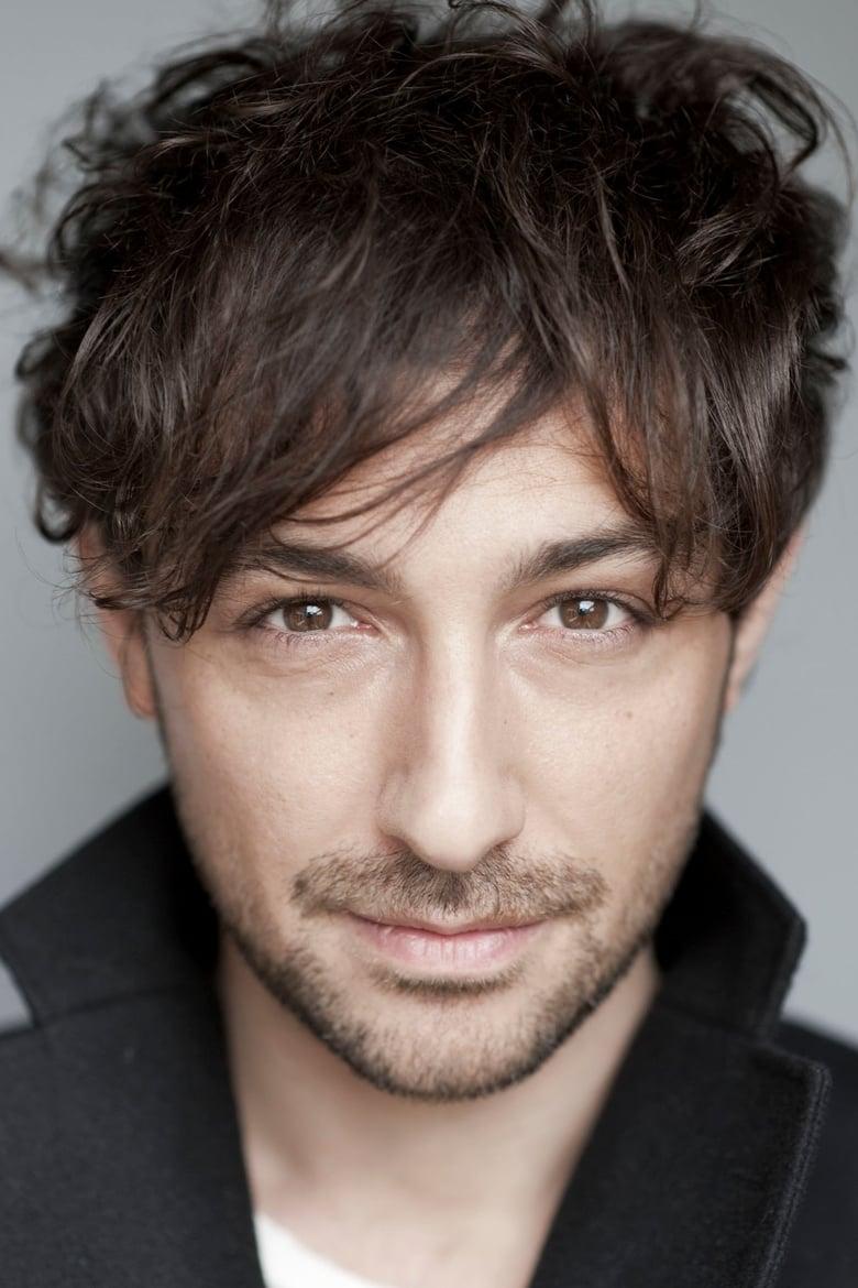 Alex Zane - About - Entertainment.ie
