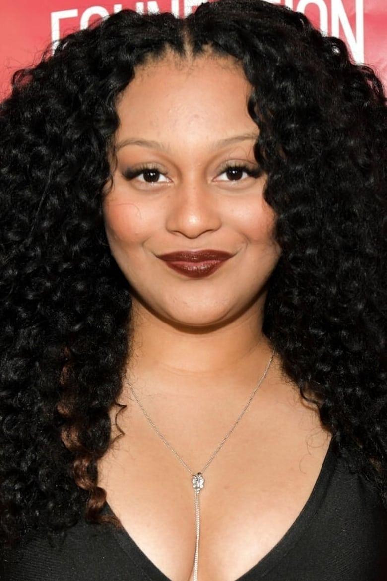 Aliyah Royale - About - Entertainment.ie