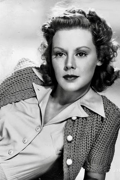 Helen Mack - About - Entertainment.ie