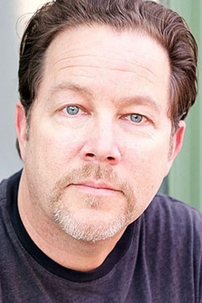 Tom Shell - About - Entertainment.ie