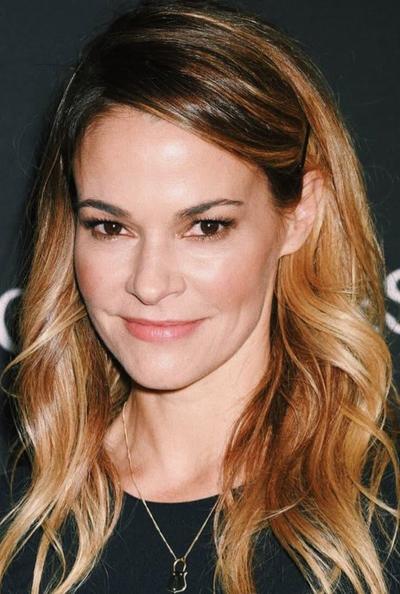Leisha Hailey - About - Entertainment.ie