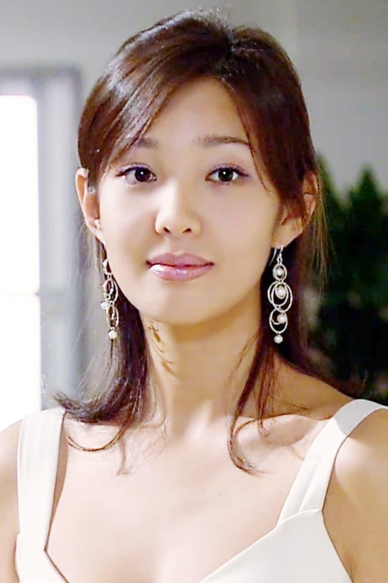 Kim Gyu-ri - About - Entertainment.ie