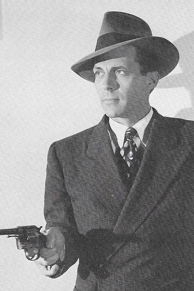 Dennis Moore - About - Entertainment.ie