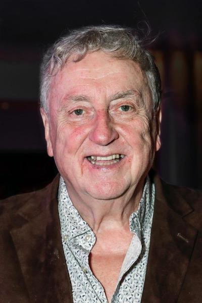 Desmond Barrit - About - Entertainment.ie