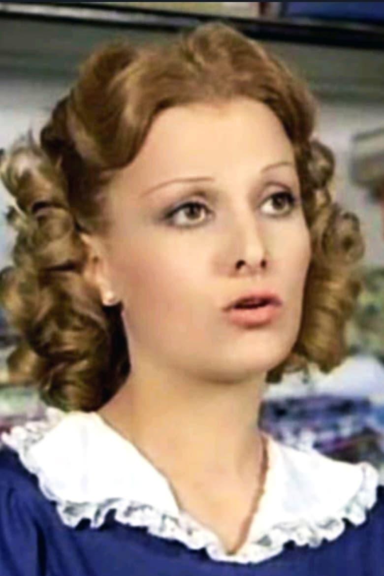 Marta González - About - Entertainment.ie