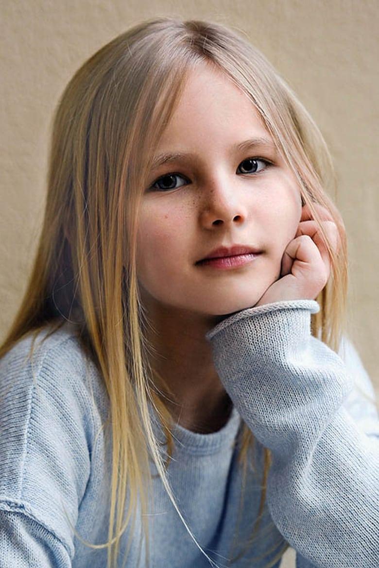 Indie Nameth - About - Entertainment.ie