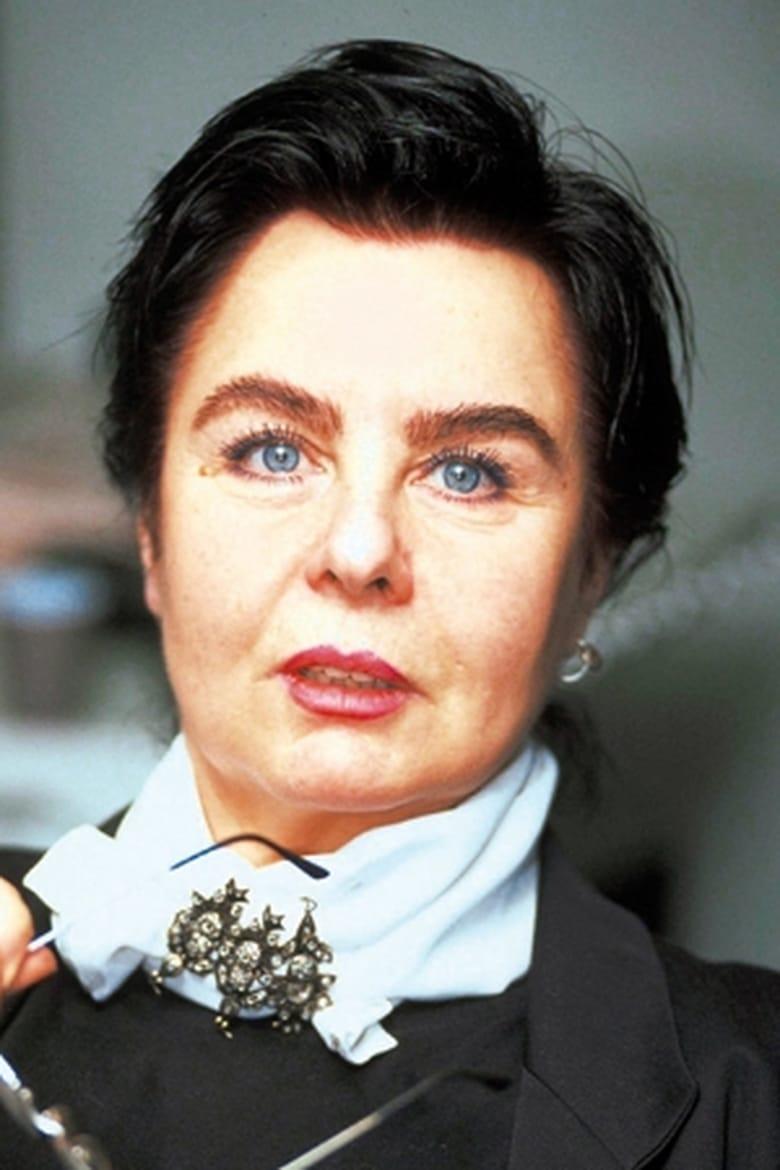 Fatma Girik - About - Entertainment.ie