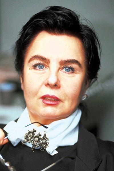 Fatma Girik - About - Entertainment.ie